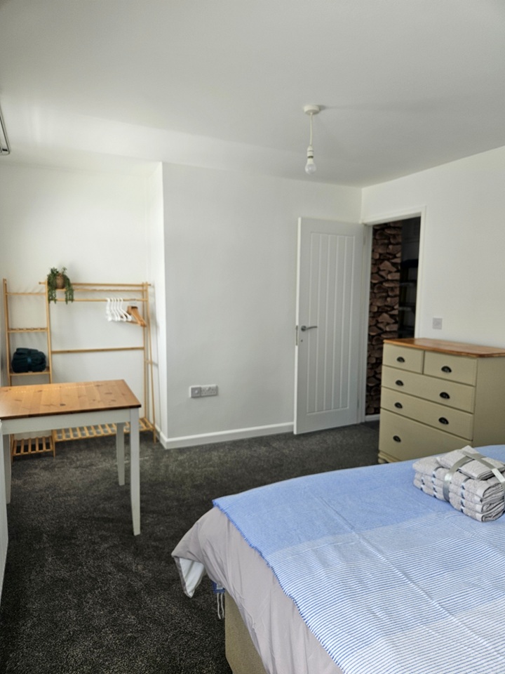 Coventry - 3 Bed Terraced House, Calvert Close, CV3 - To Rent Now for £ ...