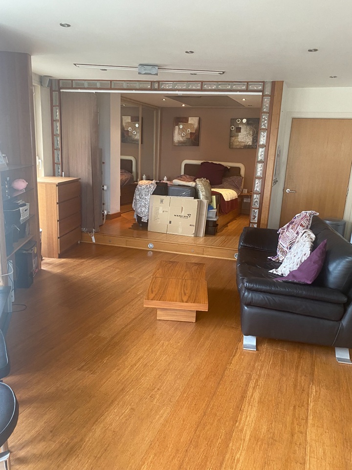 Ilford - Studio Flat, Regal House, IG2 - To Rent Now for £1,350.00 p/m