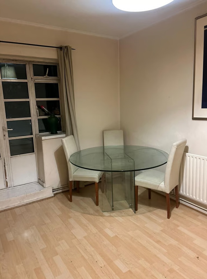 London - 2 Bed Flat, Cubitt House, SW4 - To Rent Now for £2,000.00 p/m