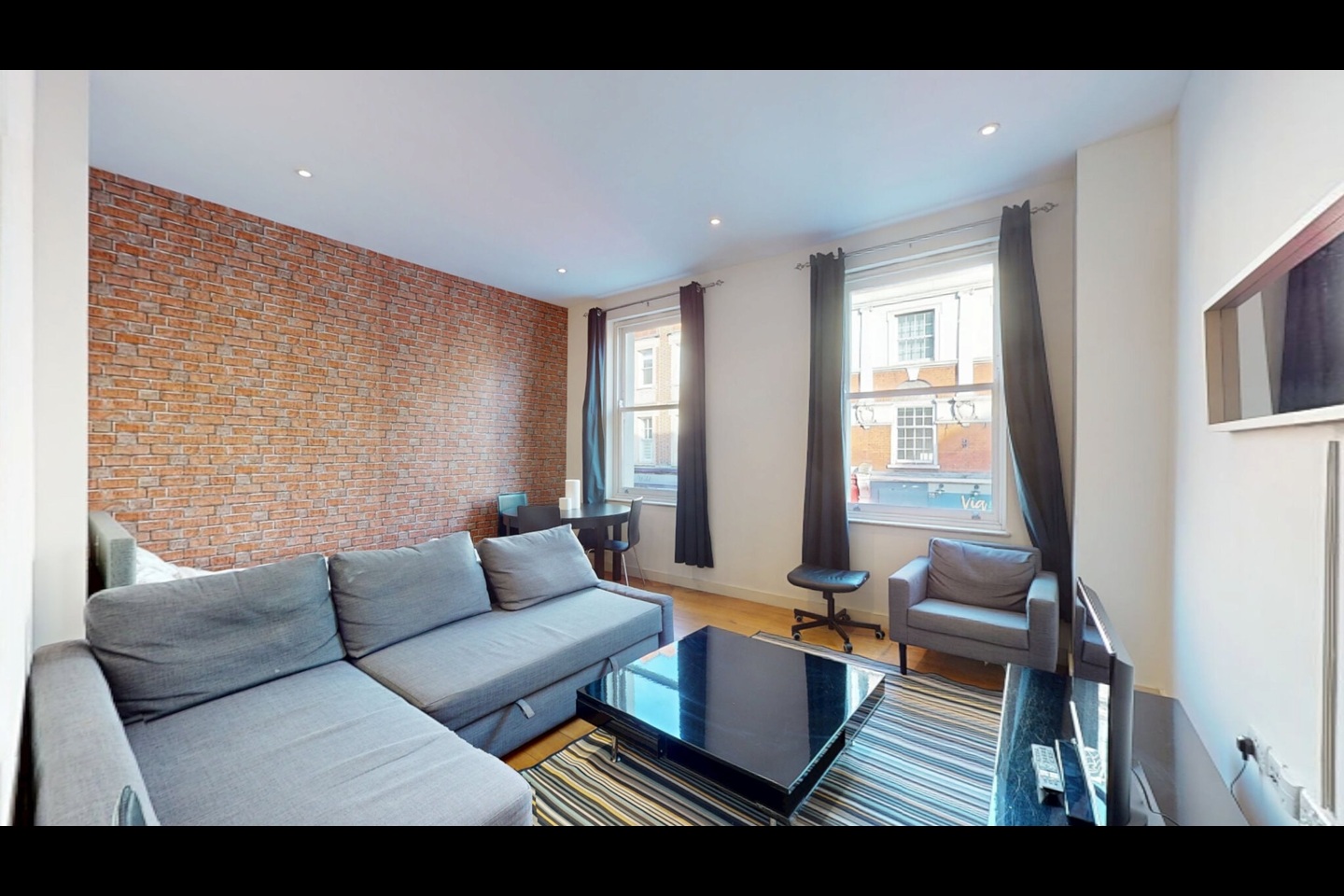 London - 2 Bed Flat, Redcliffe Road, SW10 - To Rent Now for £3,250.00 p/m