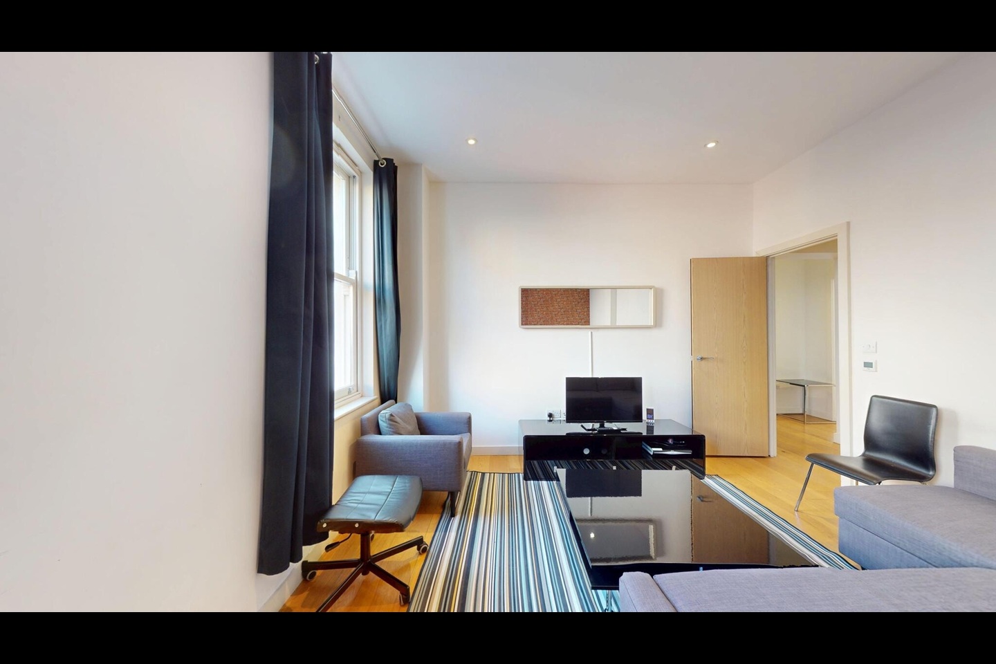 London - 2 Bed Flat, Redcliffe Road, SW10 - To Rent Now for £3,250.00 p/m