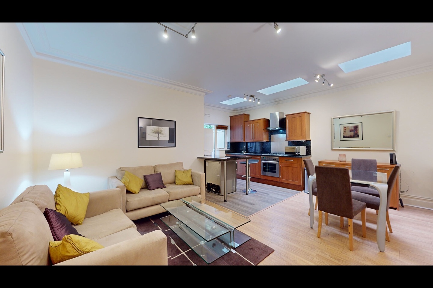 London - 2 Bed Flat, Ashburn Gardens, SW7 - To Rent Now for £3,399.00 p/m