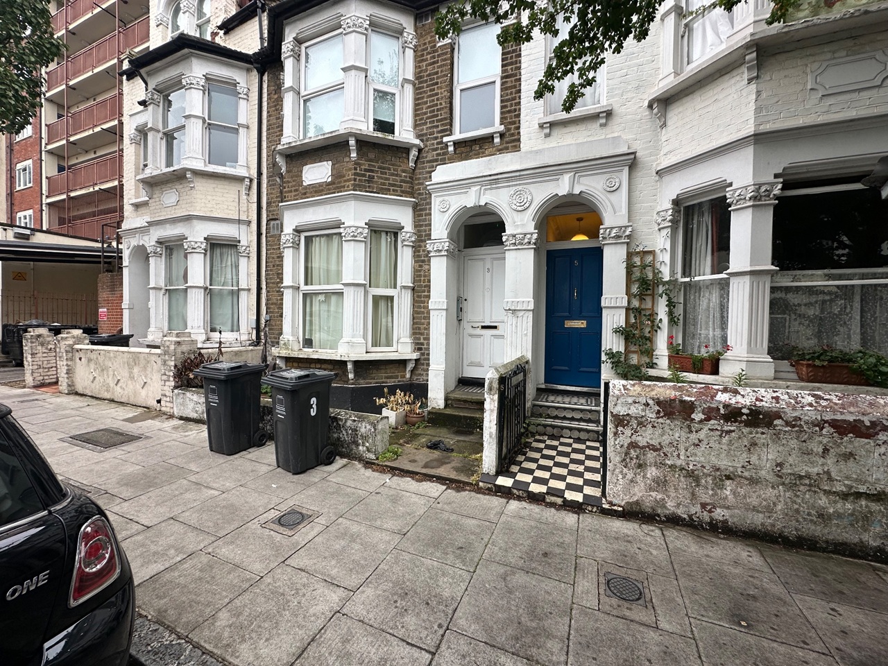 London - Studio Flat, Belgrade Road, N16 - To Rent Now for £1,225.00 p/m