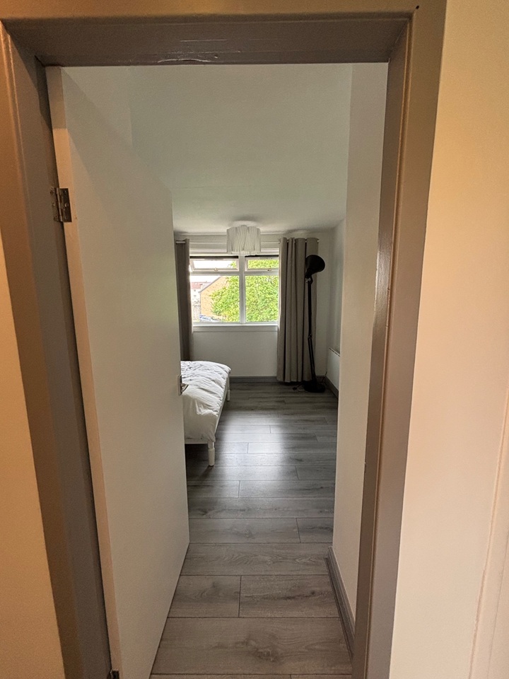 Glasgow - 2 Bed Flat, Tarfside Oval, G52 - To Rent Now for £900.00 p/m