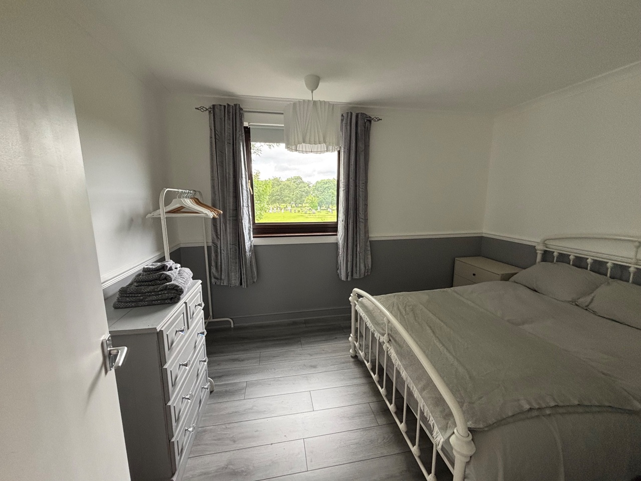 Glasgow - 2 Bed Flat, Tarfside Oval, G52 - To Rent Now for £900.00 p/m