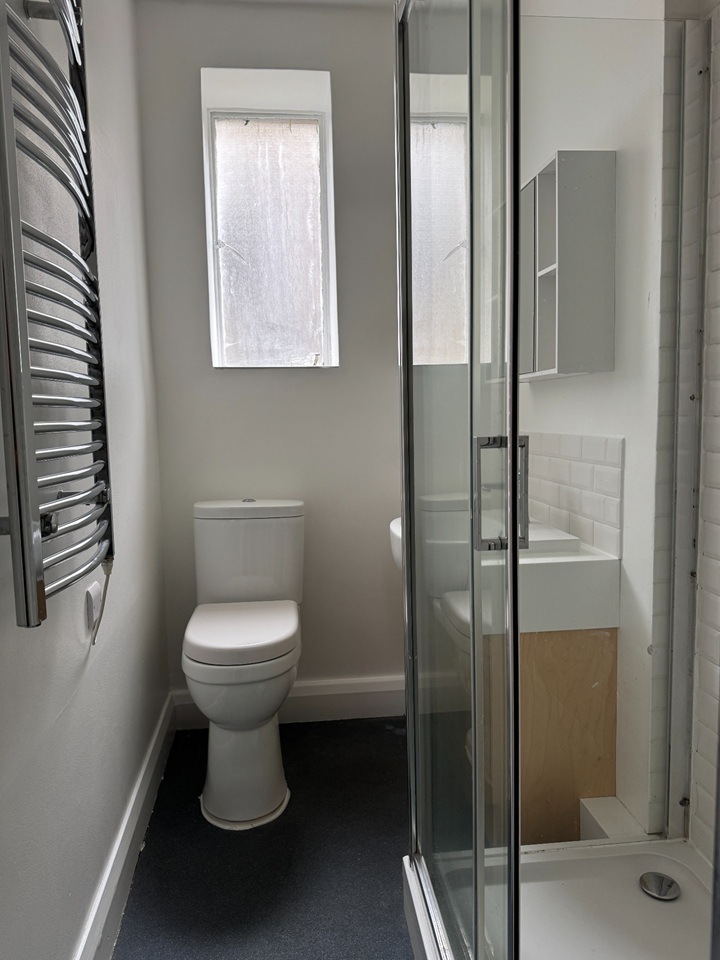 London - Studio Flat, Hanson Street, W1W - To Rent Now for £1,450.00 p/m