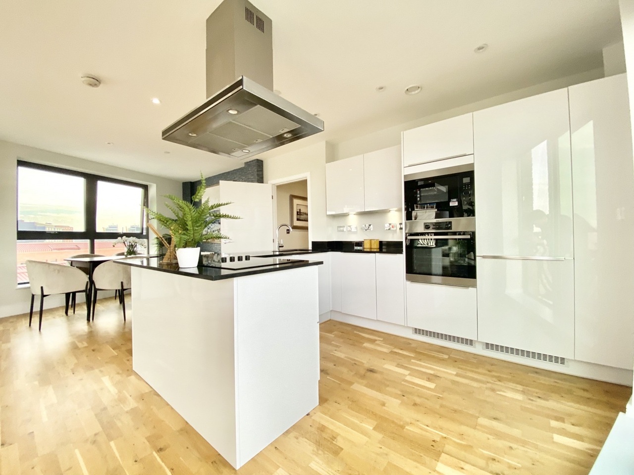 London - 3 Bed Penthouse, Cityview Point, E14 - To Rent Now for £2,900. ...