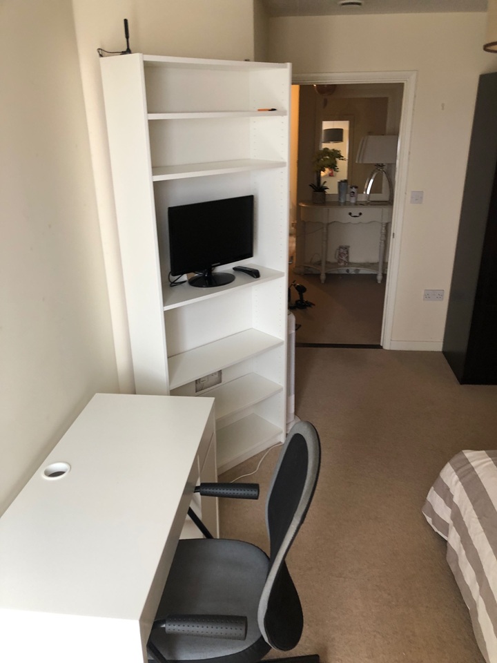 London - Room in a Shared Flat, Thames Court, NW6 - To Rent Now for £ ...