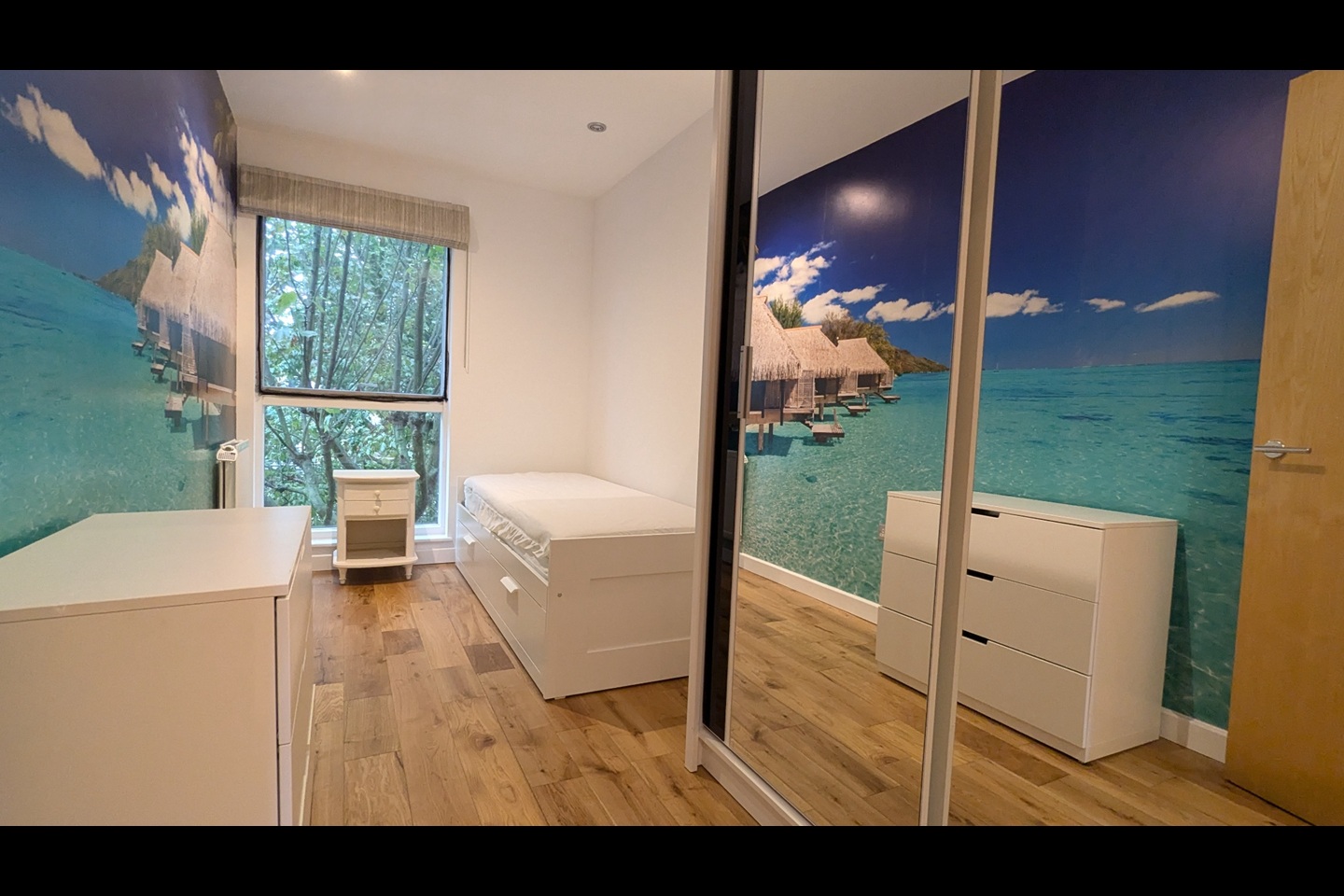 London - 2 Bed Flat, Plender Street, NW1 - To Rent Now for £2,750.00 p/m