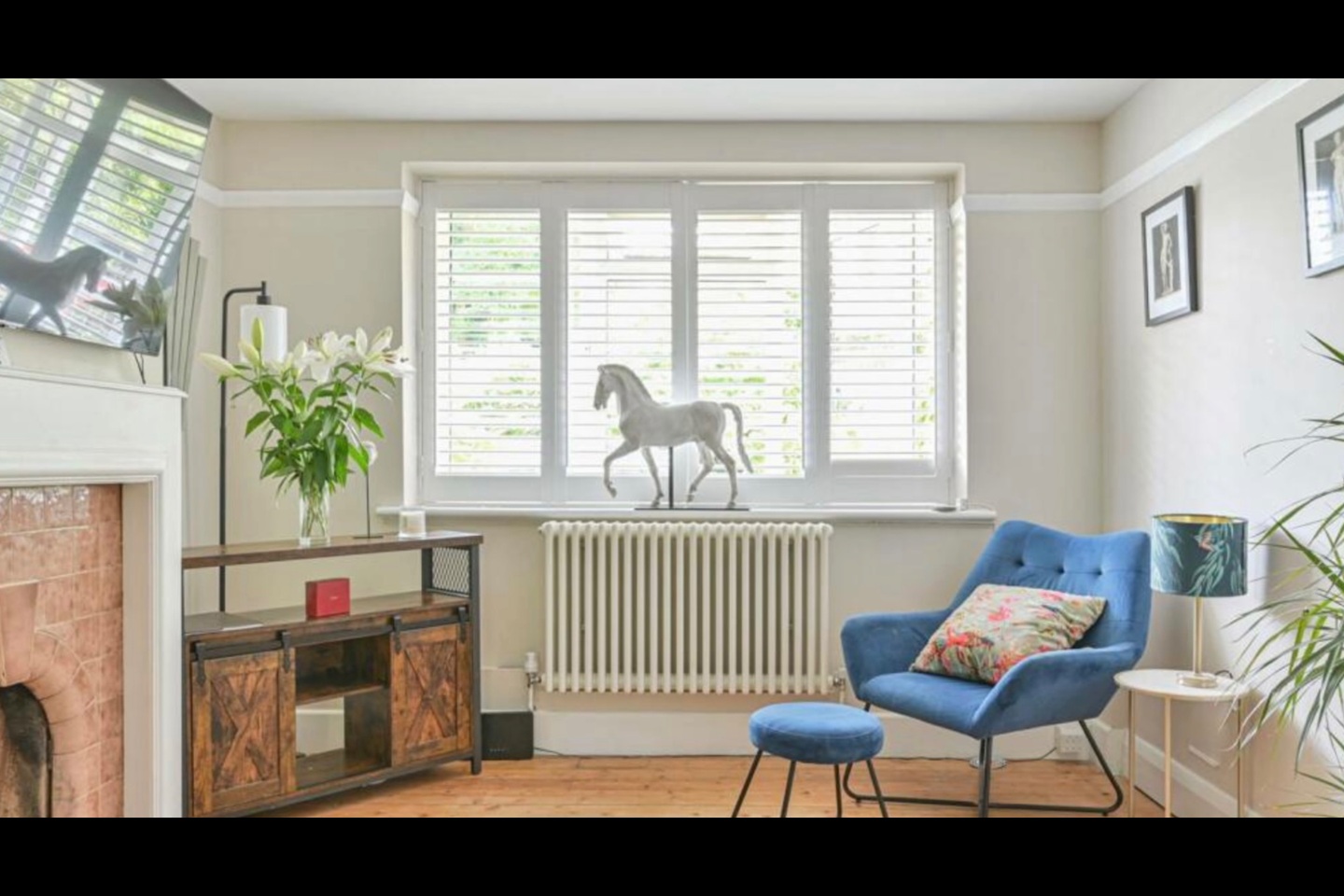 London - 2 Bed Flat, Benhurst Court, SW16 - To Rent Now for £2,350.00 p/m