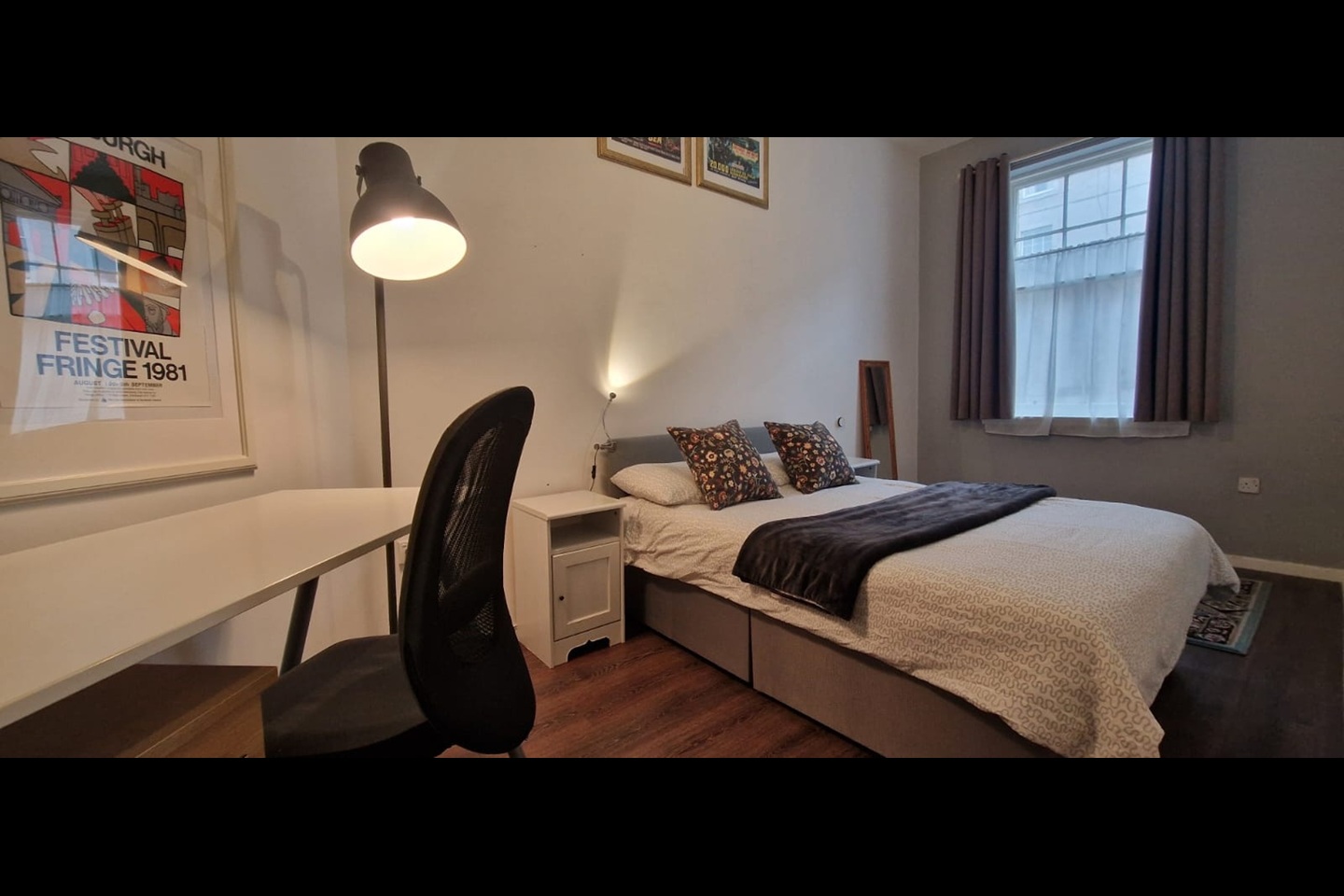 Edinburgh - 2 Bed Flat, Tron Square, EH1 - To Rent Now for £1,700.00 p/m