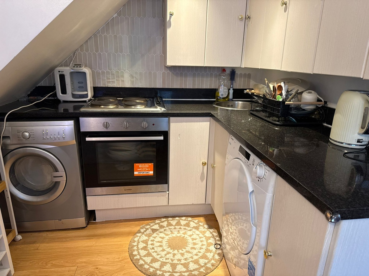 London - 1 Bed Flat, Acton Lane, W4 - To Rent Now for £1,585.00 p/m