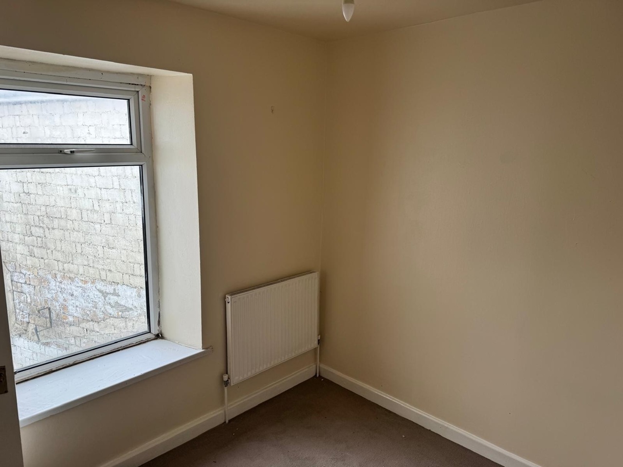 Neath - 3 Bed Terraced House, Ropewalk Terrace, SA11 - To Rent Now for ...