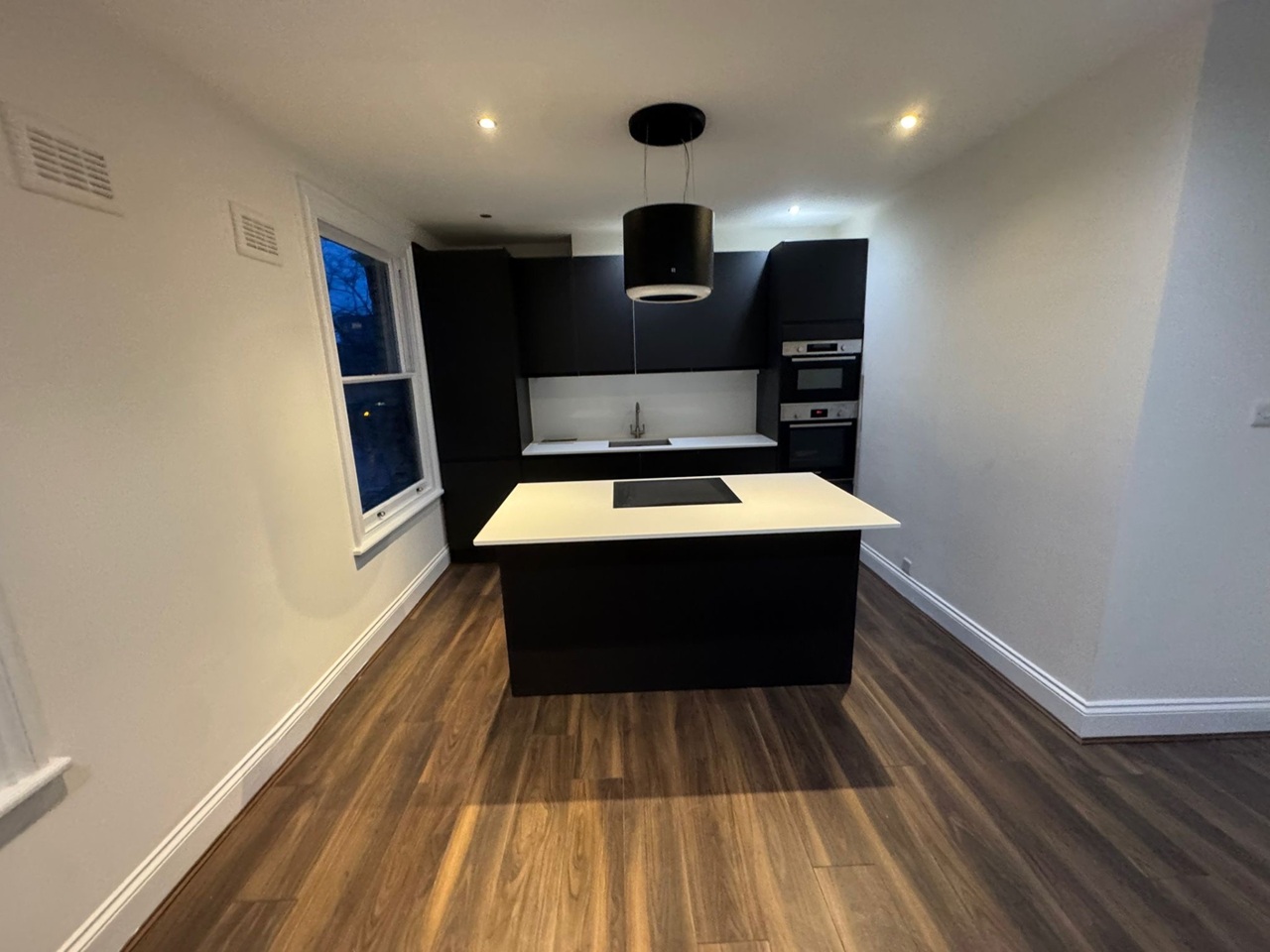 London - 1 Bed Flat, Highbury, N5 - To Rent Now for £2,450.00 p/m