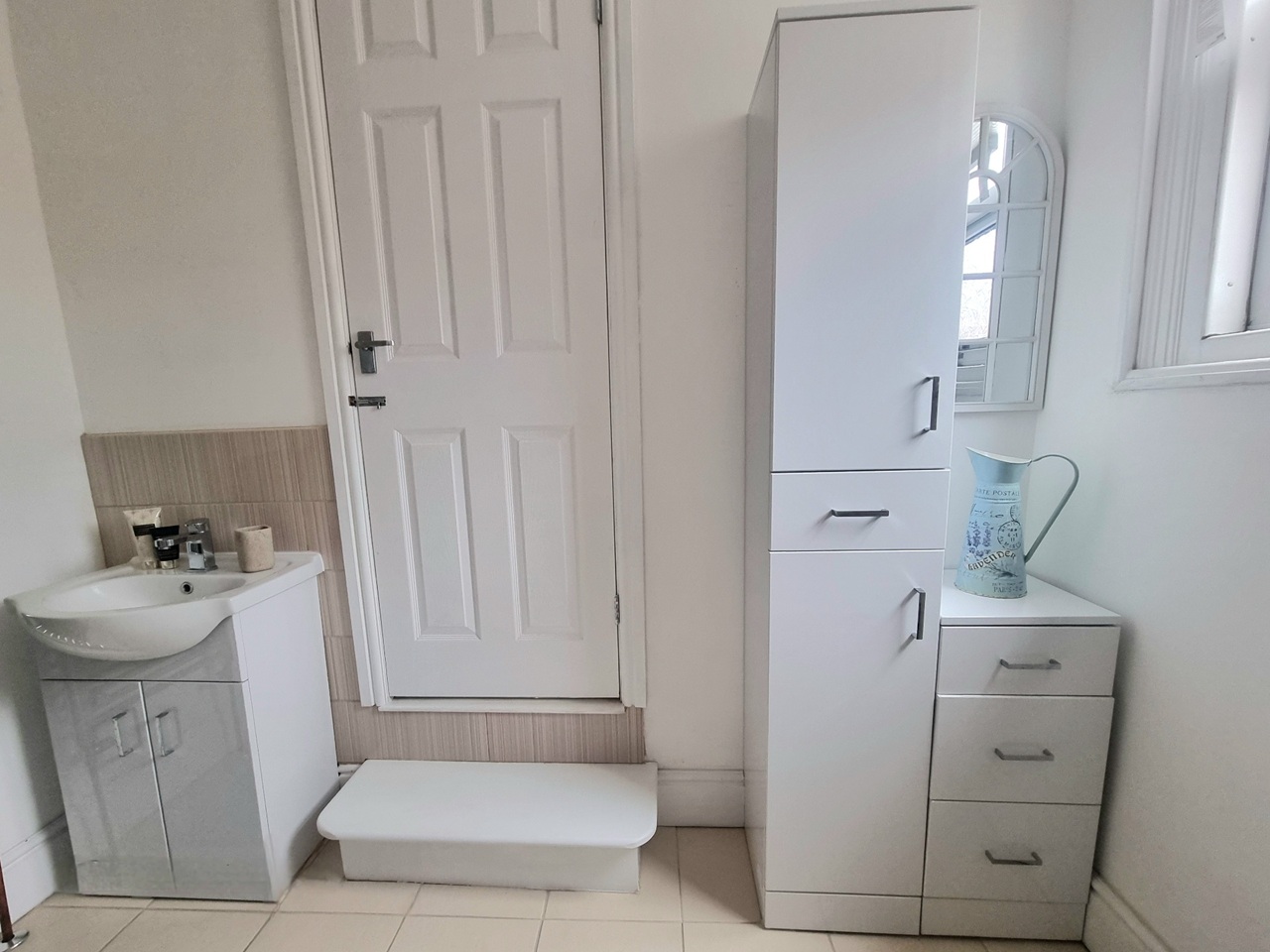 Doncaster - 1 Bed Flat, Balby Road, DN4 - To Rent Now for £575.00 p/m