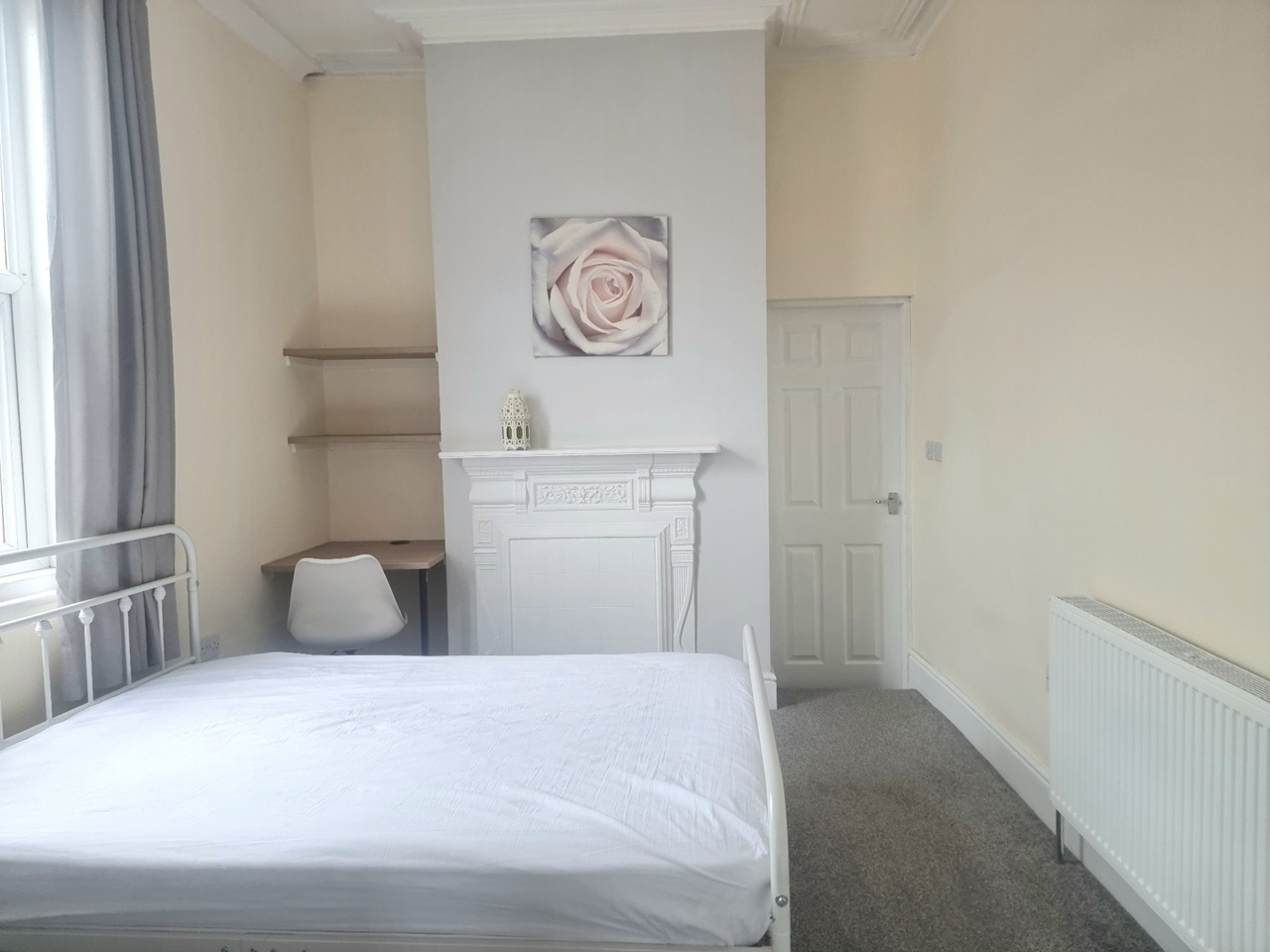 Doncaster - 1 Bed Flat, Balby Road, DN4 - To Rent Now for £575.00 p/m