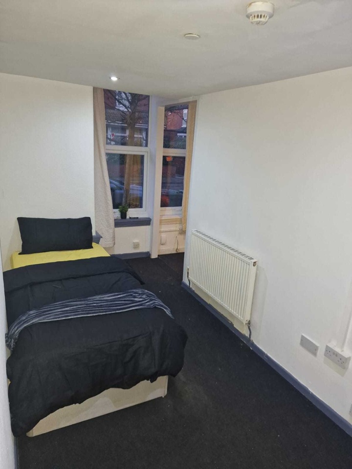 Walsall - Room in a Shared House, Slaney Road, WS2 - To Rent Now for £563.33 p/m