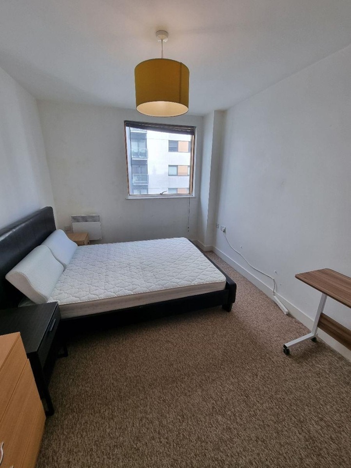 Manchester - 1 Bed Flat, Vallea Court, M4 - To Rent Now for £990.00 p/m