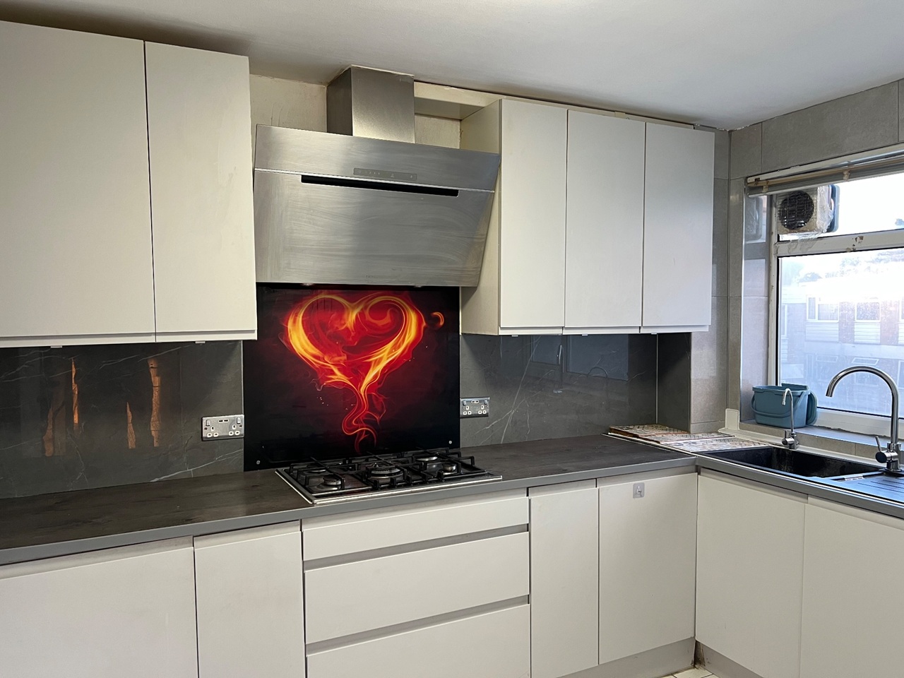 Wembley - 3 Bed Flat, Talisman Way, HA9 - To Rent Now for £2,400.00 p/m
