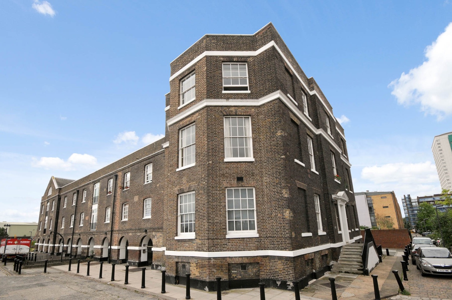 London - 1 Bed Flat, London, SE8 - To Rent Now for £1,375.00 p/m