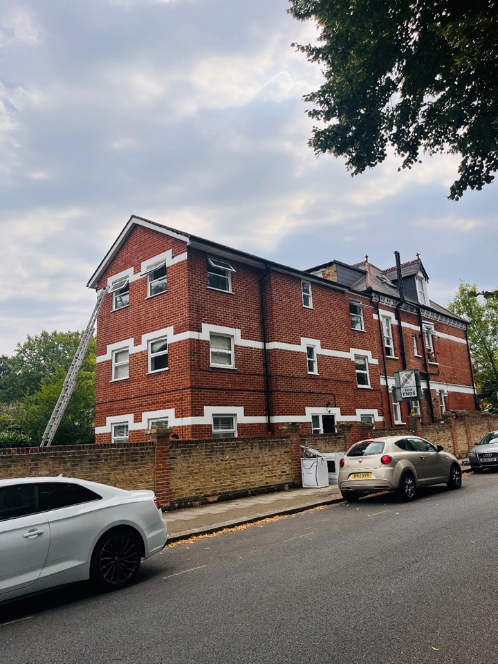 London - 1 Bed Flat, Trinity Road, SW18 - To Rent Now for £1,650.00 p/m