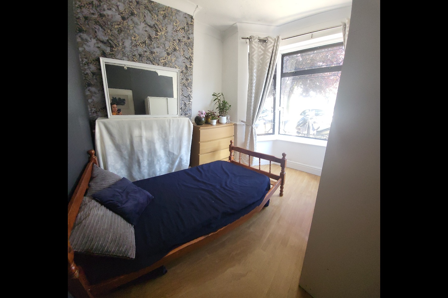 Enfield - Room in a Shared House, Enfield, EN3 - To Rent Now for £650. ...