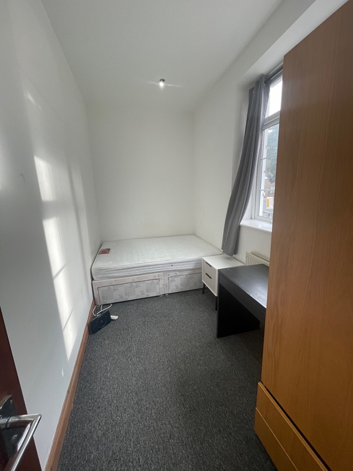 London - Room in a Shared Flat, Leirum Street, N1 - To Rent Now for £ ...