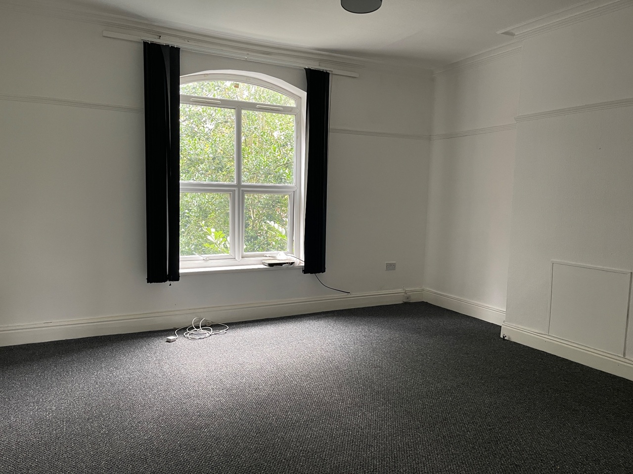 Walsall - 2 Bed Flat, Highgate Road, WS1 - To Rent Now for £825.00 p/m