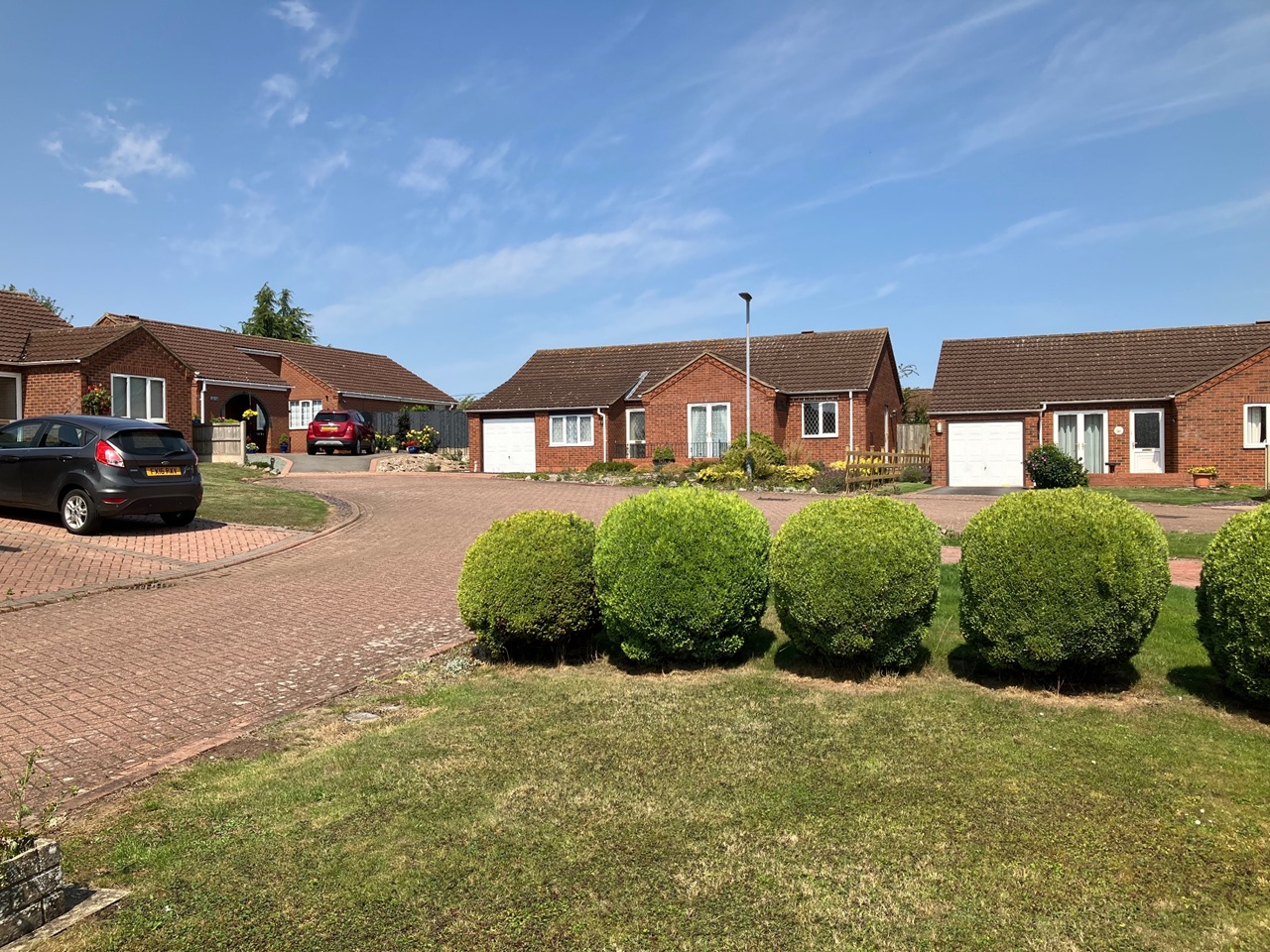 Barrow Upon Humber - 2 Bed Bungalow, Paddock Rise, DN19 - To Rent Now ...