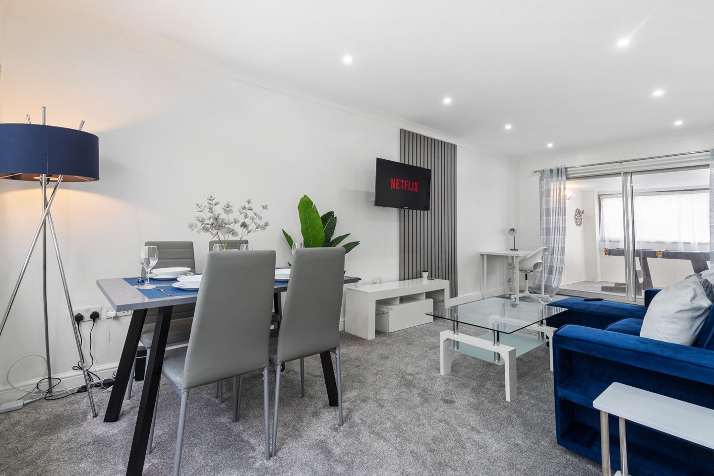 Tw19 6Ax - 3 Bed End Terrace, Russet Close, TW19 - To Rent Now for £ ...