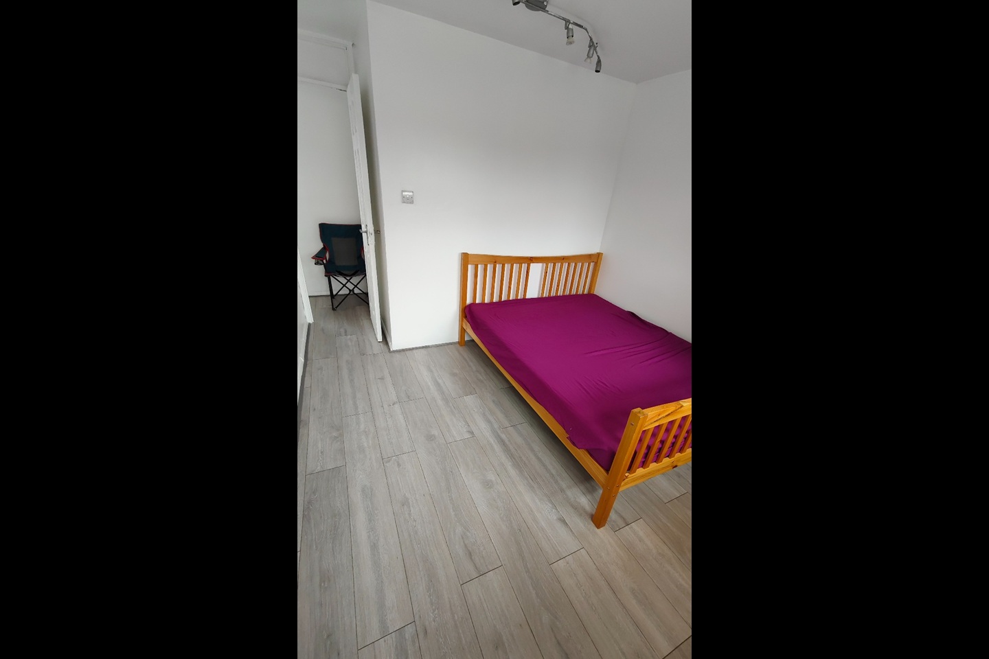 Feltham - Room in a Shared House, Kilross Road, TW14 - To Rent Now for ...