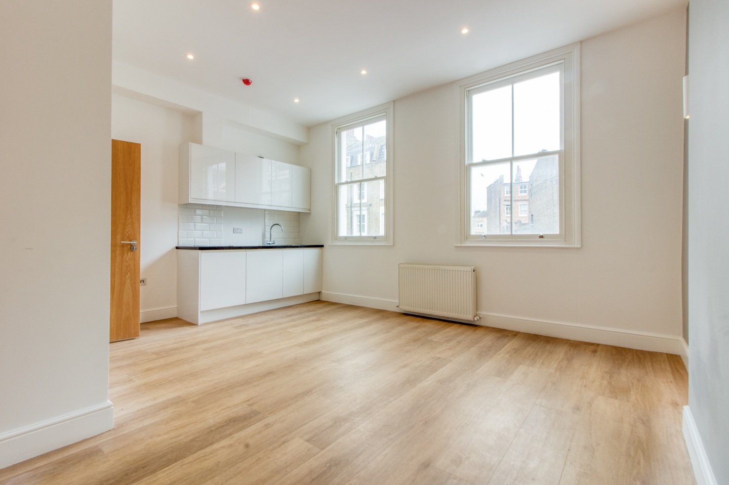 London - Studio Flat, Swinton Street, WC1X - To Rent Now for £1,525.00 p/m