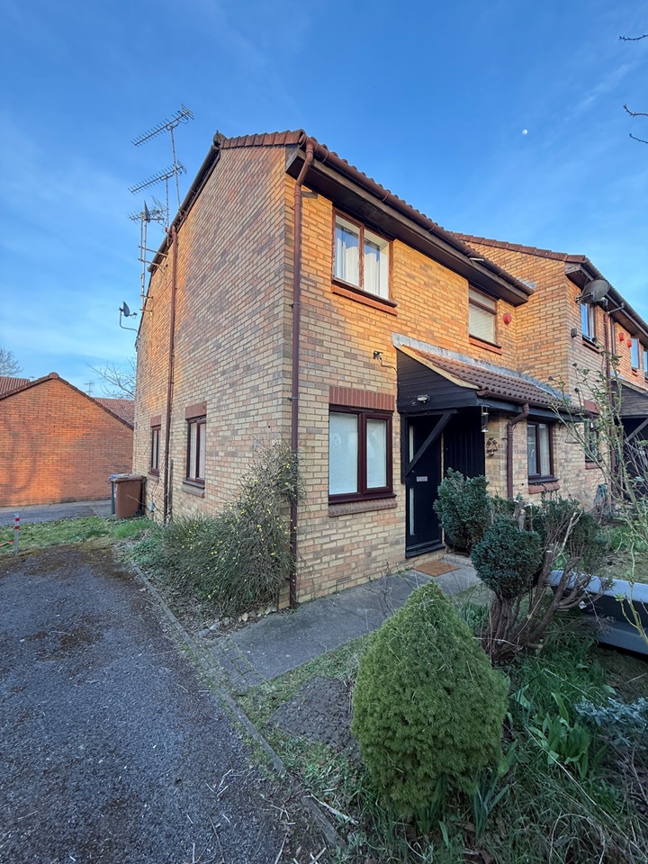 Hatfield - 1 Bed End Terrace, Bull Stag Green, AL9 - To Rent Now for £ ...