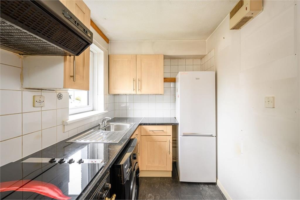 Edinburgh - Studio Flat, Balfour Street, EH6 - To Rent Now for £1,100. ...