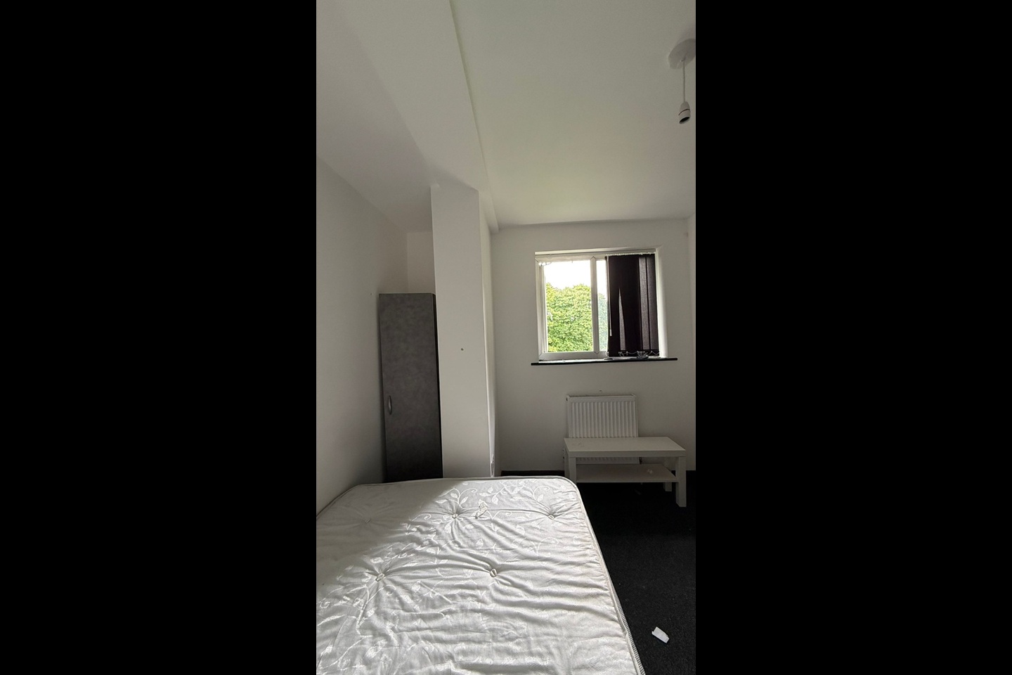 Manchester - Studio Flat, Moston Lane, M9 - To Rent Now for £700.00 p/m