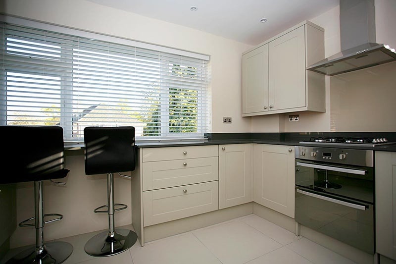 Teddington - 2 Bed Flat, Shaef Way, TW11 - To Rent Now for £1,650.00 p/m