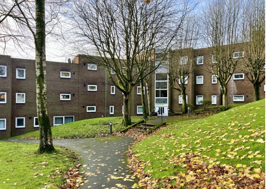 Romiley, Stockport - 2 Bed Flat, Sunfield, SK6 - To Rent Now for £950. ...