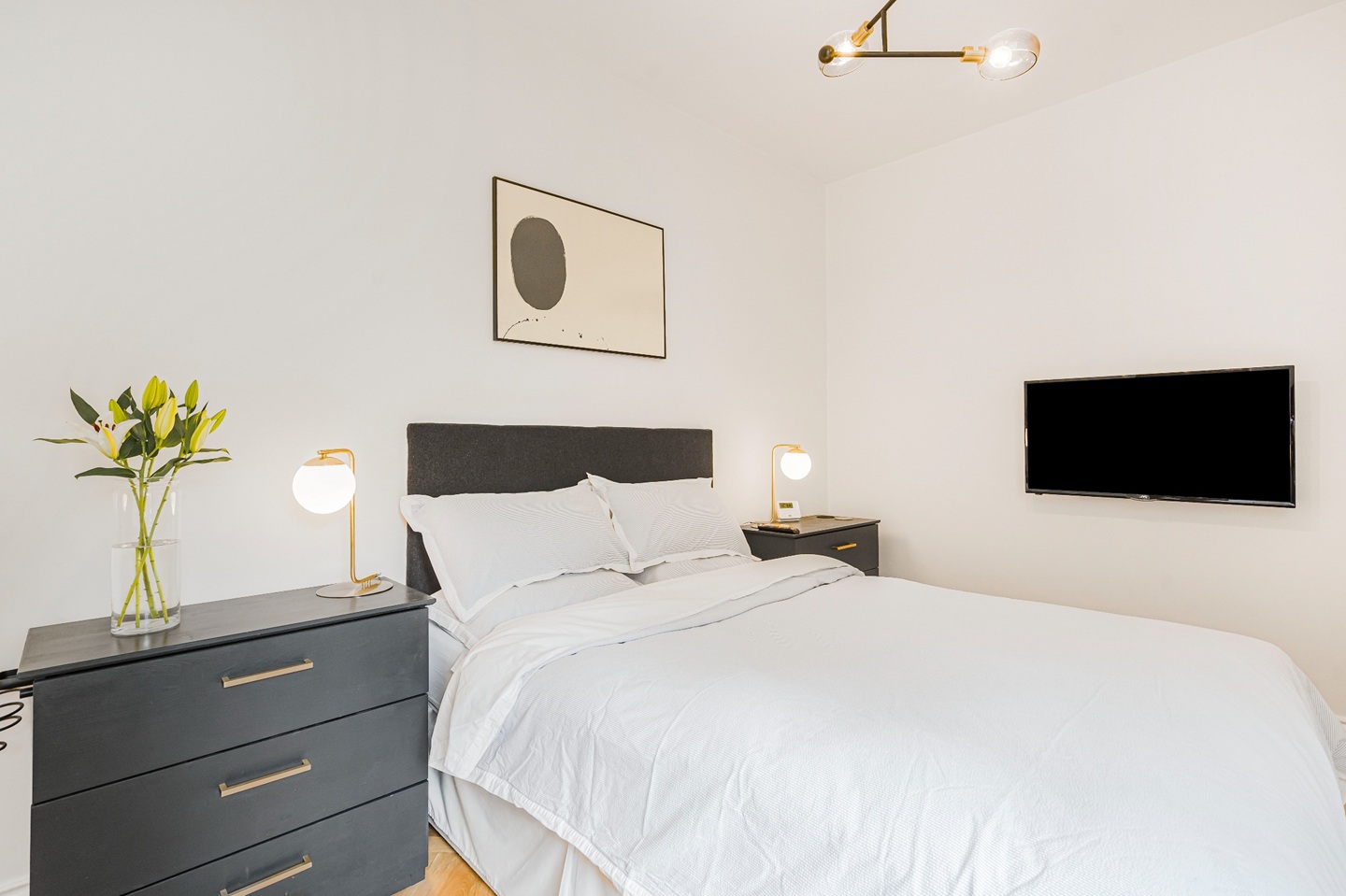 Edinburgh - 1 Bed Flat, Learmonth Terrace, EH4 - To Rent Now for £1,600.00 p/m