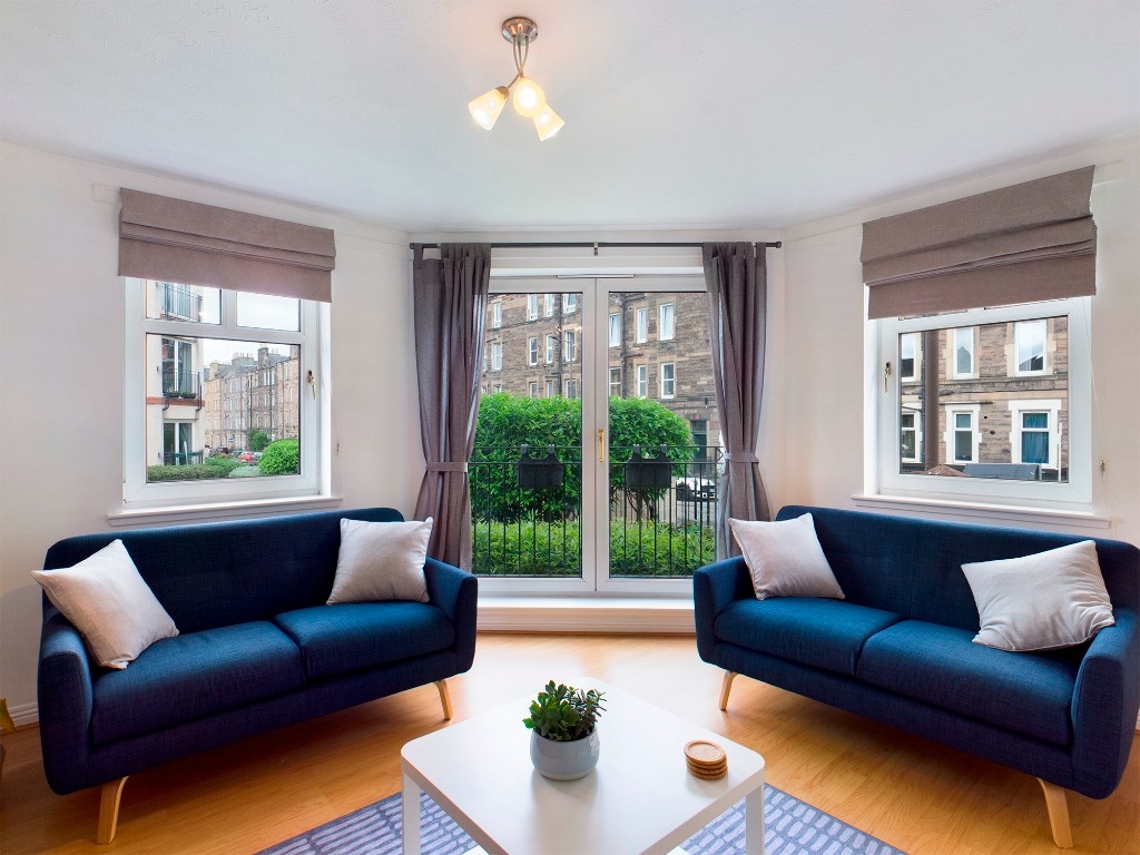 Edinburgh - 2 Bed Flat, Sinclair Gardens, EH11 - To Rent Now for £1,300 ...