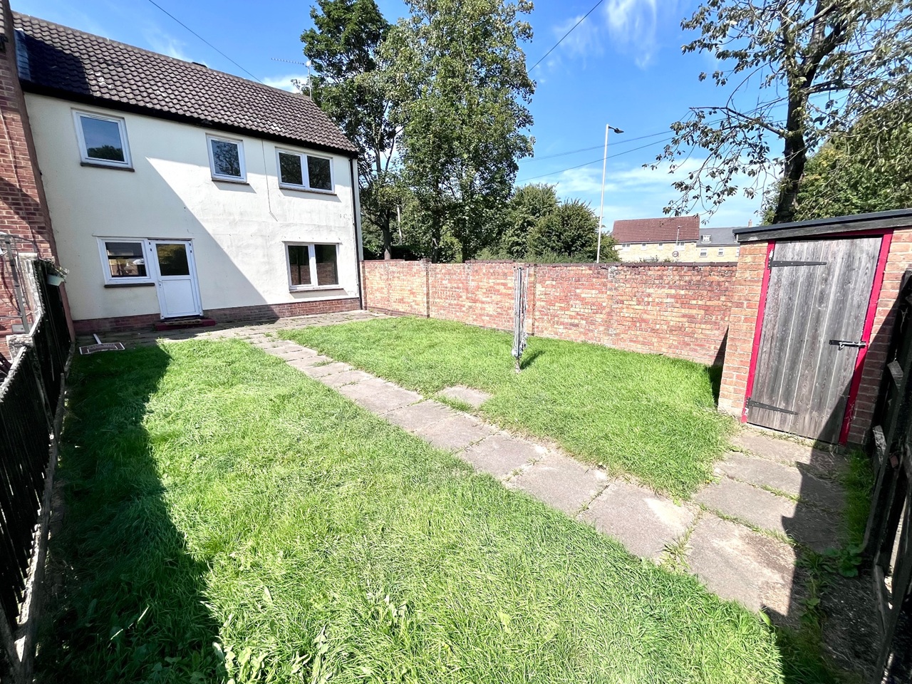 Norwich - 3 Bed End Terrace, Oulton Rd, NR6 - To Rent Now for £1,150.00 p/m