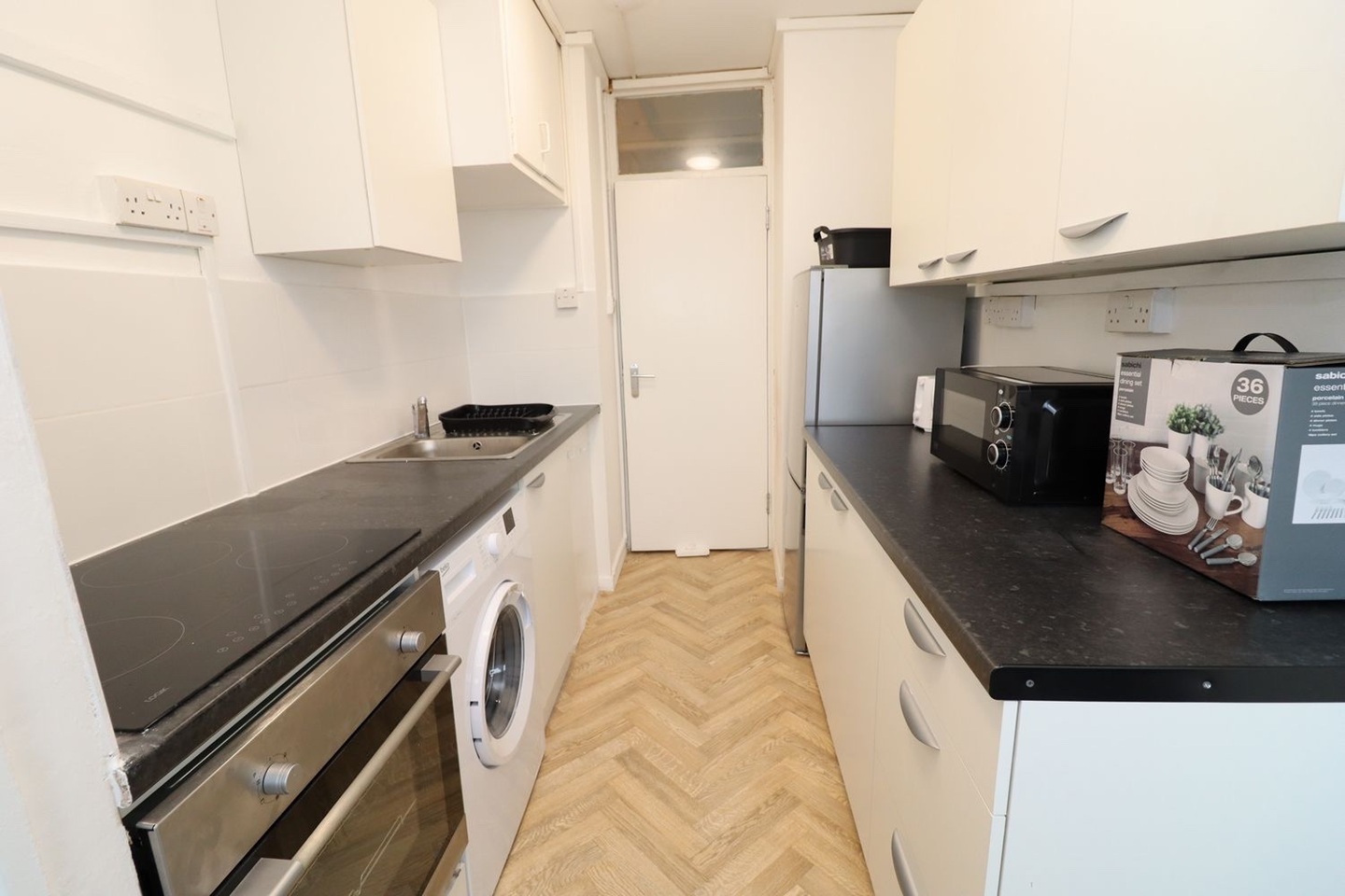 London - Room in a Shared Flat, Brydale House, SE16 - To Rent Now for £ ...