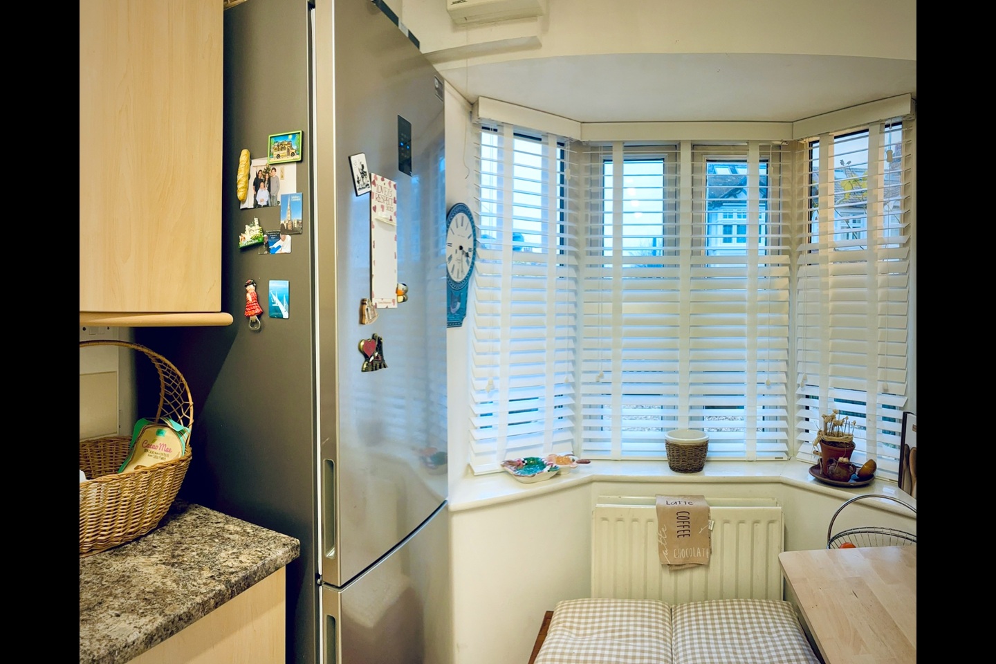London - Room in a Shared House, Charles Road, SW19 - To Rent Now for £ ...
