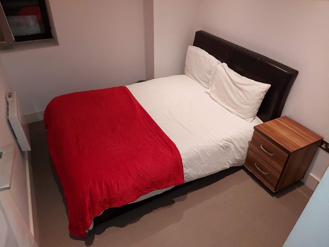 Nottingham - 2 Bed Flat, The Axis, NG1 - To Rent Now for £1,630.00 p/m