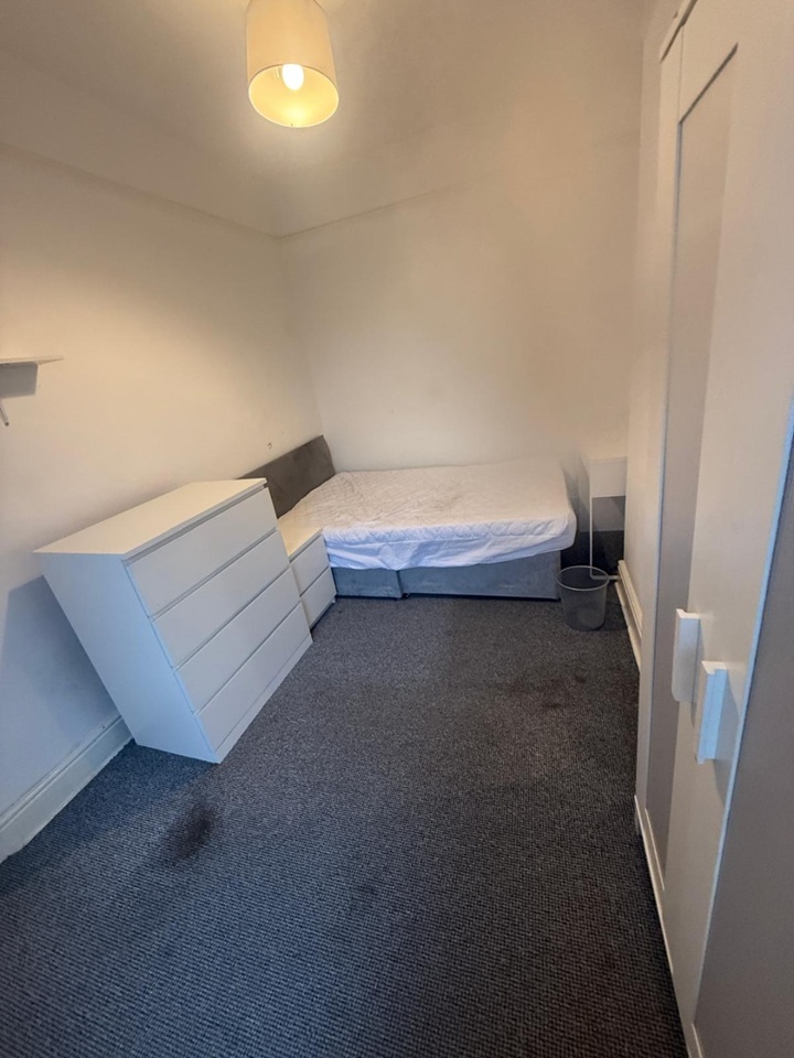 Chester - Room in a Shared House, Sydney Road, CH1 - To Rent Now for £ ...