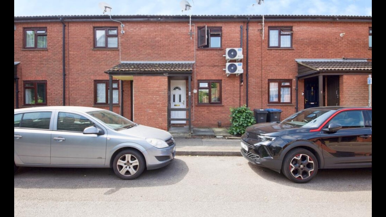Harlow - 2 Bed Terraced House, Sewell Harris Close, CM20 - To Rent Now ...
