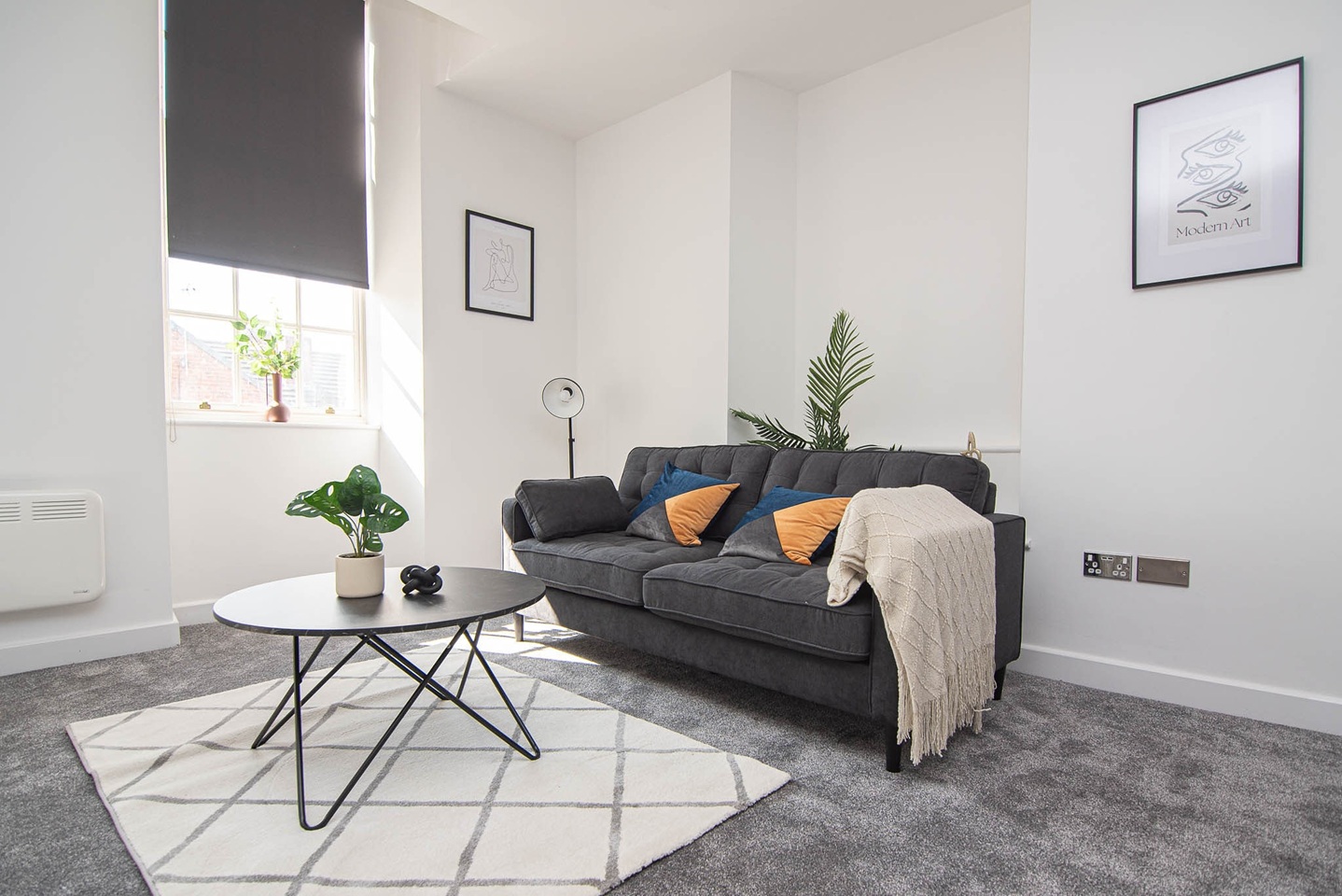 Doncaster - 1 Bed Flat, Nether Hall Road, DN1 - To Rent Now for £725.00 p/m