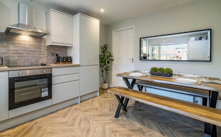 Nottingham - 2 Bed Terraced House, Eugene Gardens, NG2 - To Rent Now ...