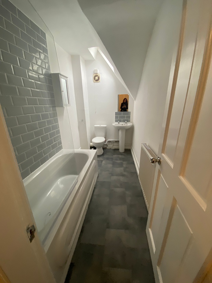 Manchester - 2 Bed Flat, Daisy Bank Road, M14 - To Rent Now for £1,000. ...