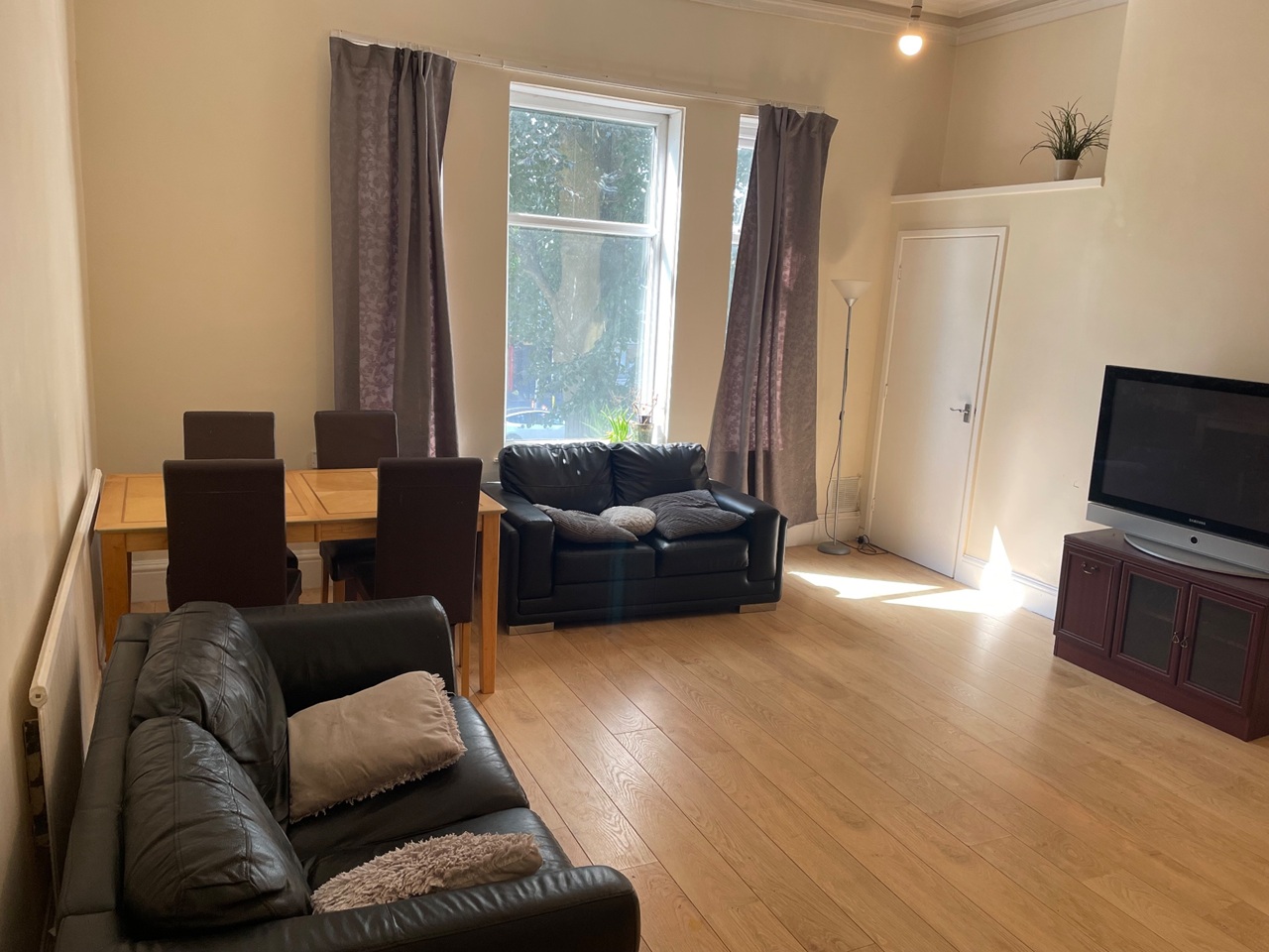 Manchester - 1 Bed Flat, Hazelwood, M8 - To Rent Now for £900.00 p/m