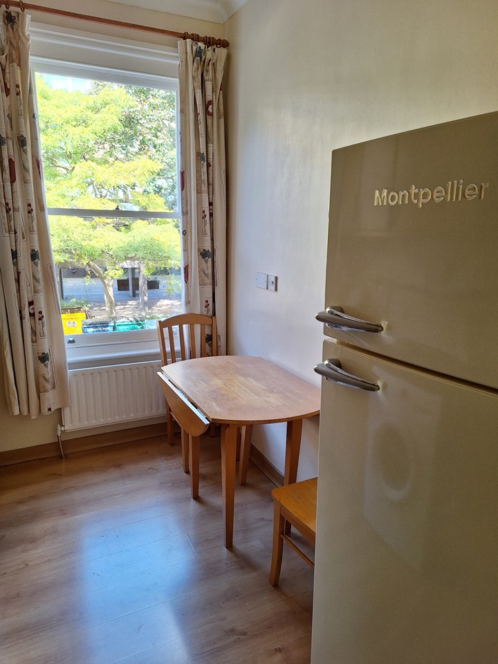 Stockwell - 2 Bed Flat, Stockwell, SW8 - To Rent Now for £1,950.00 p/m